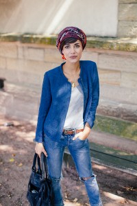 How to wear plain T-shirts? - Personal Shopper Paris - Dress like a ...