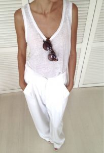 How to wear linen? - Personal Shopper Paris - Dress like a Parisian